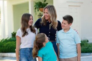About | Dr. Annie Andrews for Senate